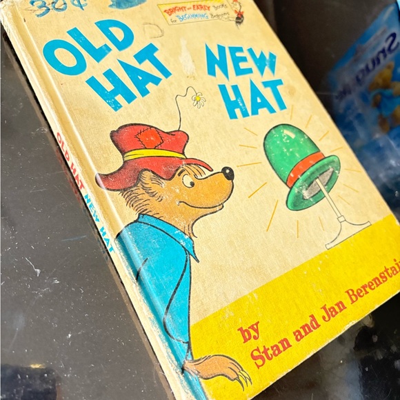 Dr. Seuss | Toys | Dr Seuss Yellow And Blue Old Hat New Hat Book | Poshmark